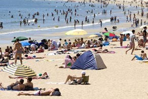 Le touriste français : casanier, pingre et râleur