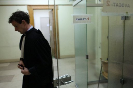 Tarif de la garde à vue: des centaines d'avocats dans la rue