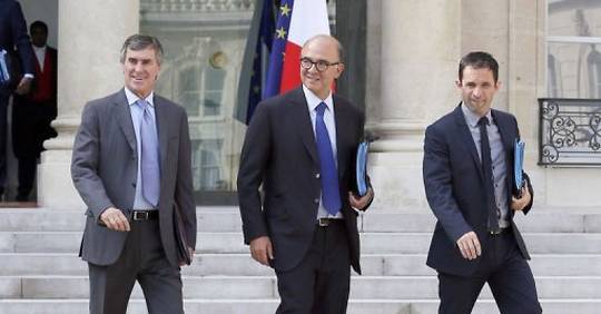 Actions de groupe: Hamon lance une concertation pour un projet de loi ... Actions de groupe: Hamon lance une concertation pour un projet de loi ...