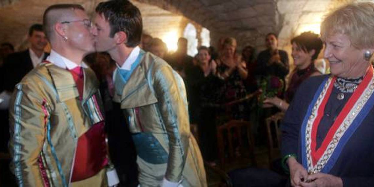 Mariage Gay Lobjection De Conscience Des Maires étudiée Par Les Sages