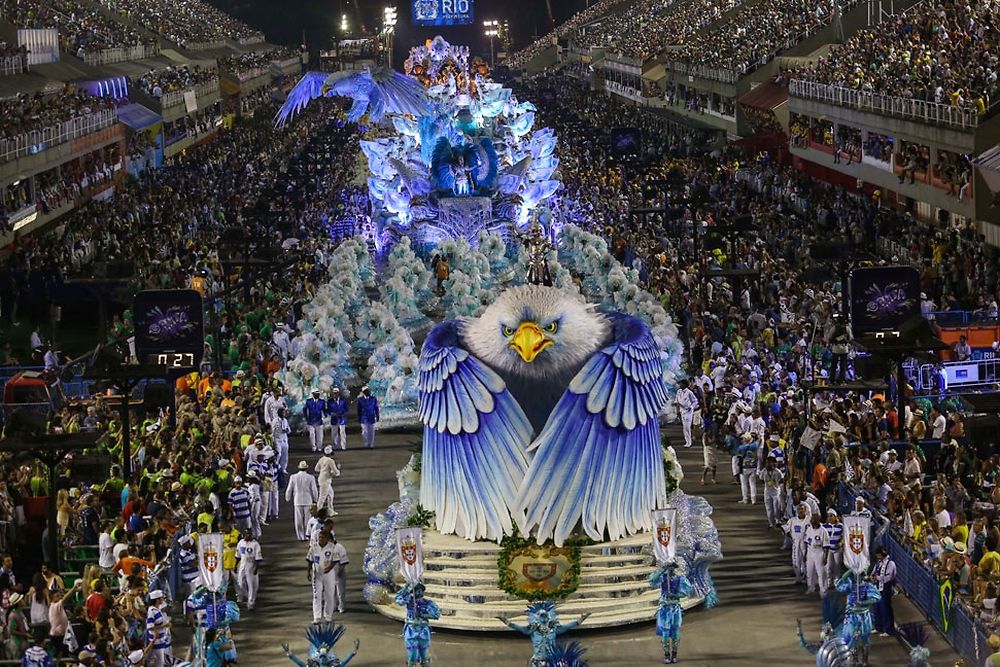 EN IMAGES. Carnaval de Rio, le Sambodrome se déhanche