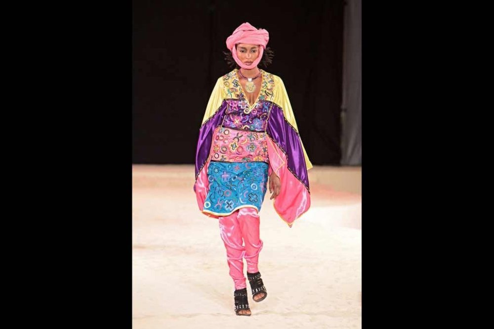 EN IMAGES. Alphadi, le magicien du désert