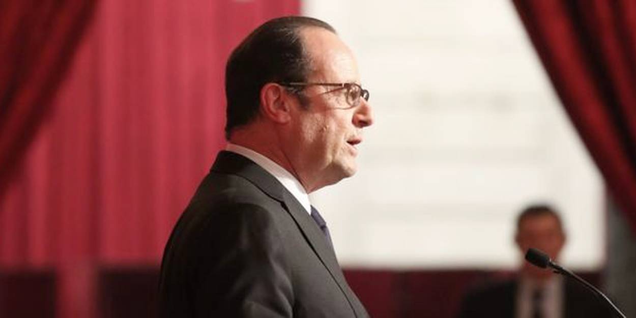 La majorité gênée aux entournures par le mea culpa de Hollande