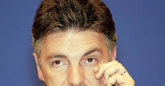 Fifa: Zen Ruffinen "réfléchit" à une candidature