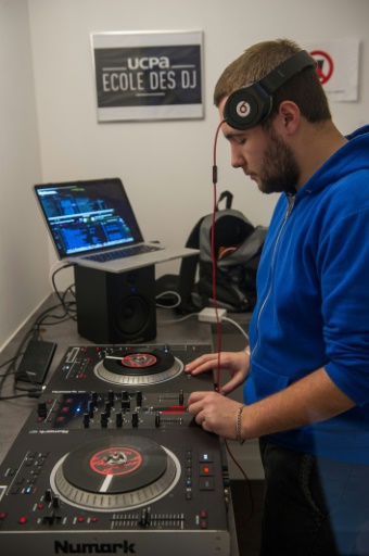 Musique: une école de DJs dans une ancienne carrière près de Poitiers