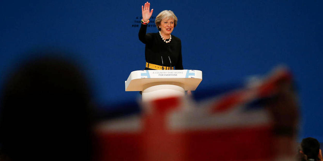 Brexit : la livre plonge et ravive les craintes de "turbulences"