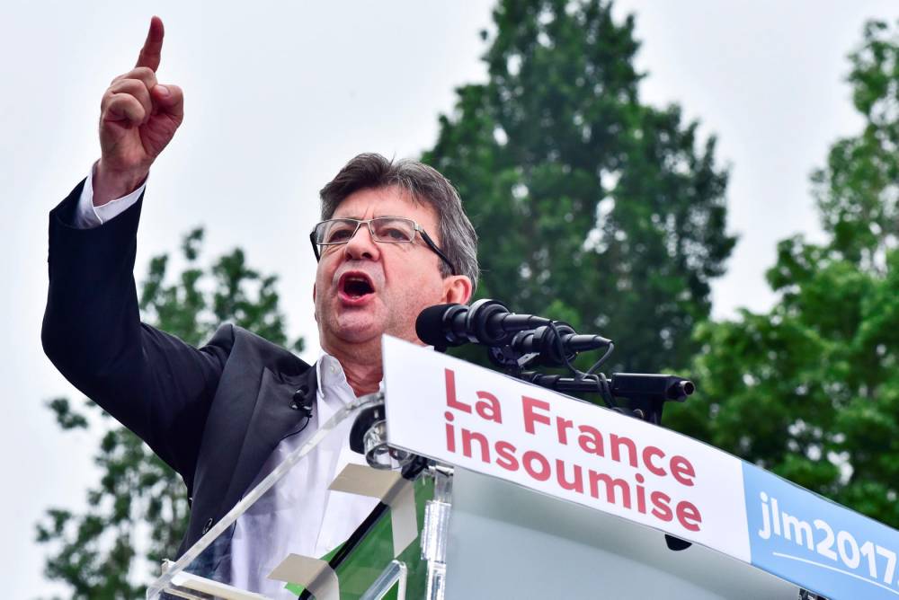 Les indiscrets du "Point" : des gendarmes nounous à l'Élysée et la ...