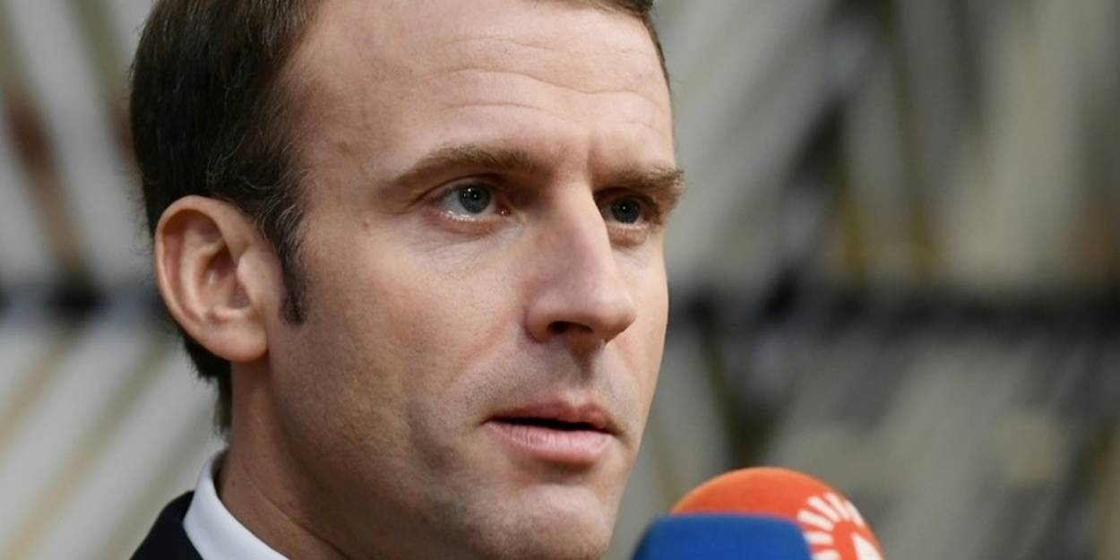 Face aux "gilets jaunes", Macron veut un "pacte social"