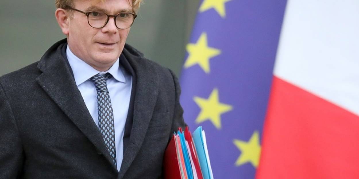 Fesneau: "que le dialogue se noue" dans le grand débat