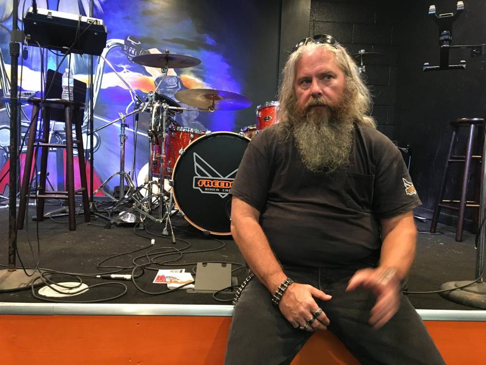 À la messe des motards pour Trump