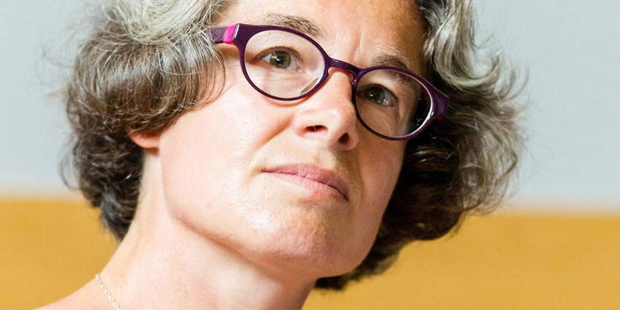 Vatican : Nathalie Becquart, première femme nommée sous-secrétaire du ...