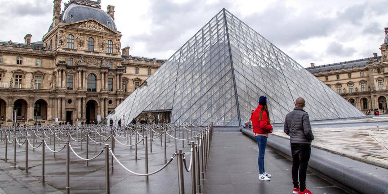 Vêtements, high-tech… Face au Covid, le Louvre se diversifie