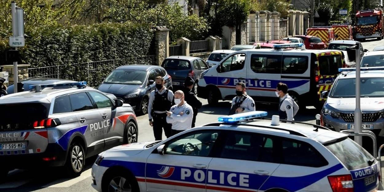 Attaque de Rambouillet: Macron auprès des proches de la policière ... Attaque de Rambouillet: Macron auprès des proches de la policière ...