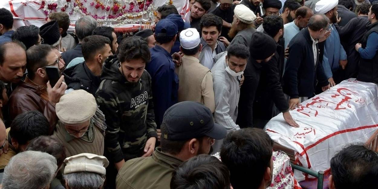 Pakistan 62 Morts Dans Un Attentat Contre Une Mosquée De Peshawar