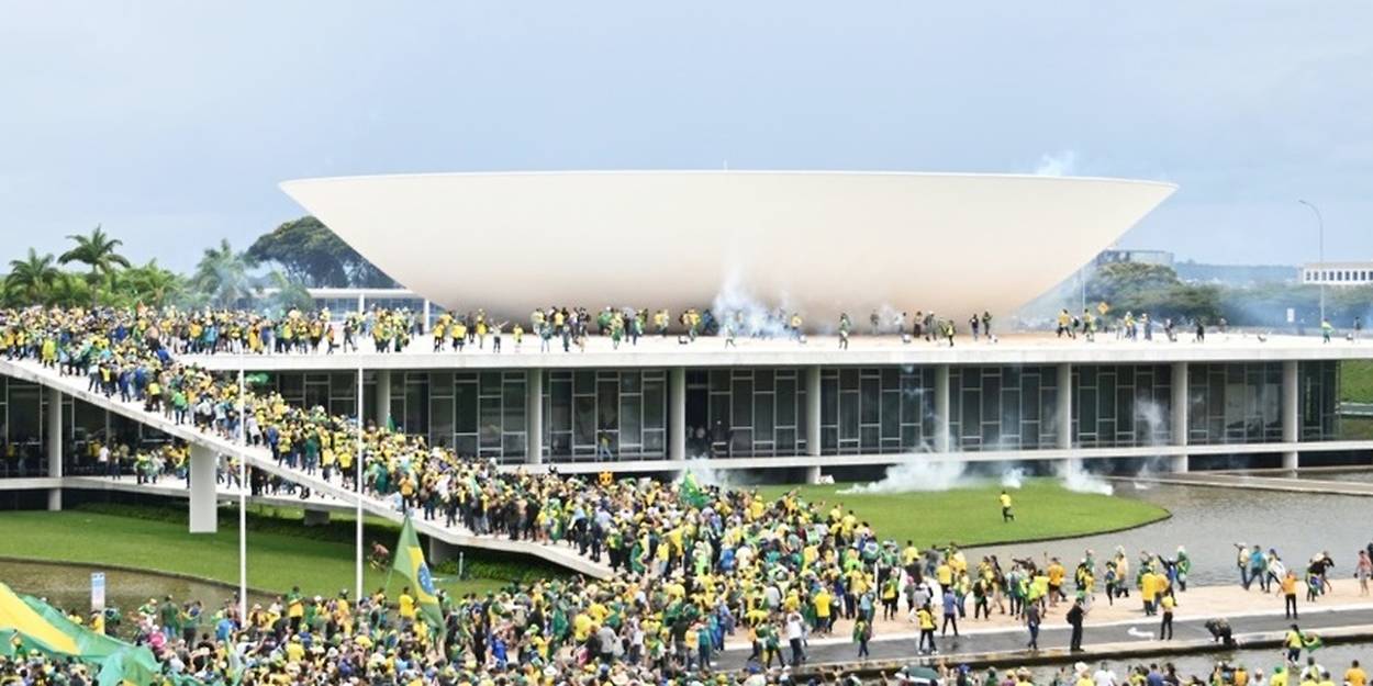 L'assaut des Bolsonaristes au Brésil: un air de déjà-vu aux Etats-Unis