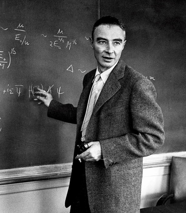Julius Robert Oppenheimer, l'ascension et la chute du père de la bombe ...