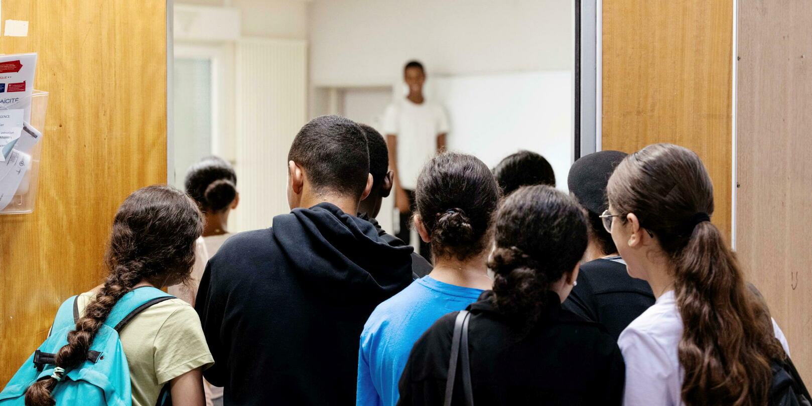 « Ici, on n’a pas le droit d’être un intello » : au collège à Nîmes, la ...