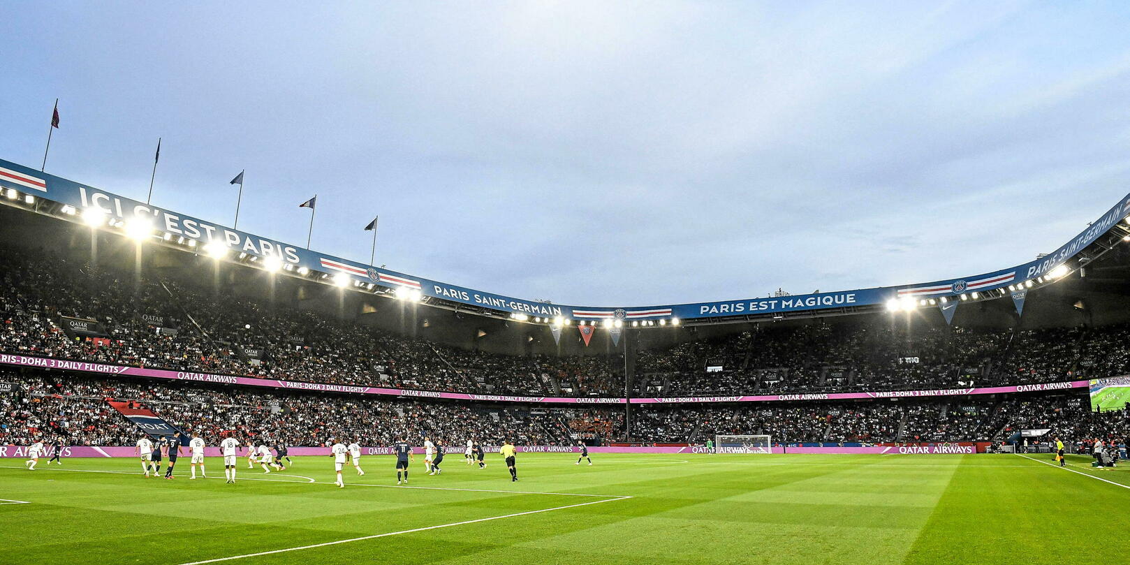 PSG-OM : des chants homophobes entendus au Parc des princes font polémique PSG-OM : des chants homophobes entendus au Parc des princes font polémique