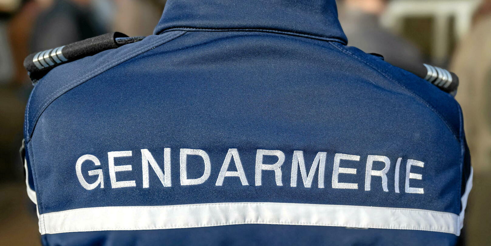 Accident de bus sur l’A6 : une adolescente décédée, 12 blessés