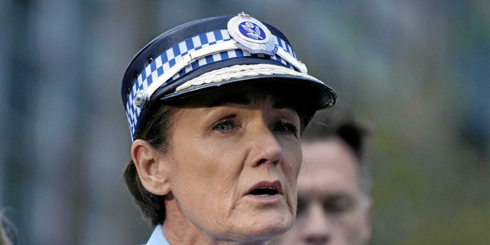 Attaque Mortelle Au Couteau à Sydney Pour La Police Lassaillant
