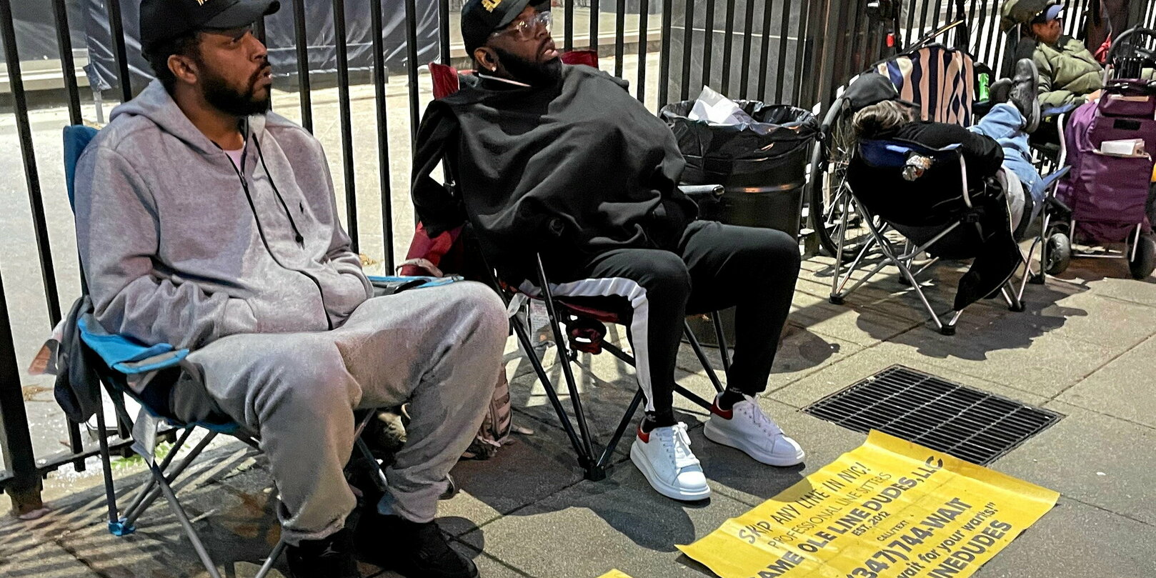 Au procès de Donald Trump, le business des « line-sitters