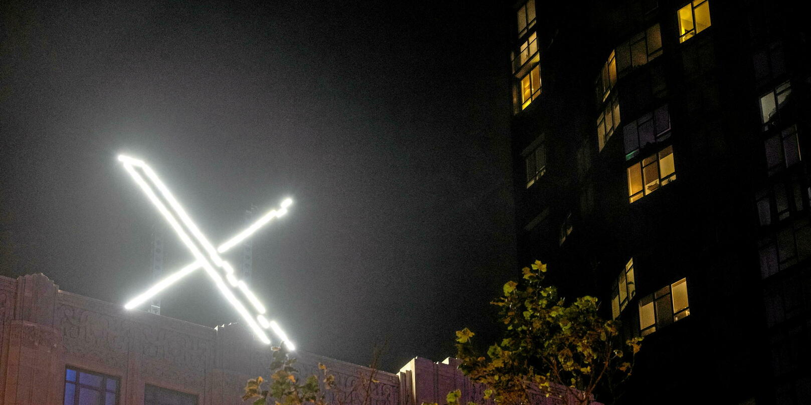 « On se lève et on se casse ! » : Sandrine Rousseau appelle tous les ...