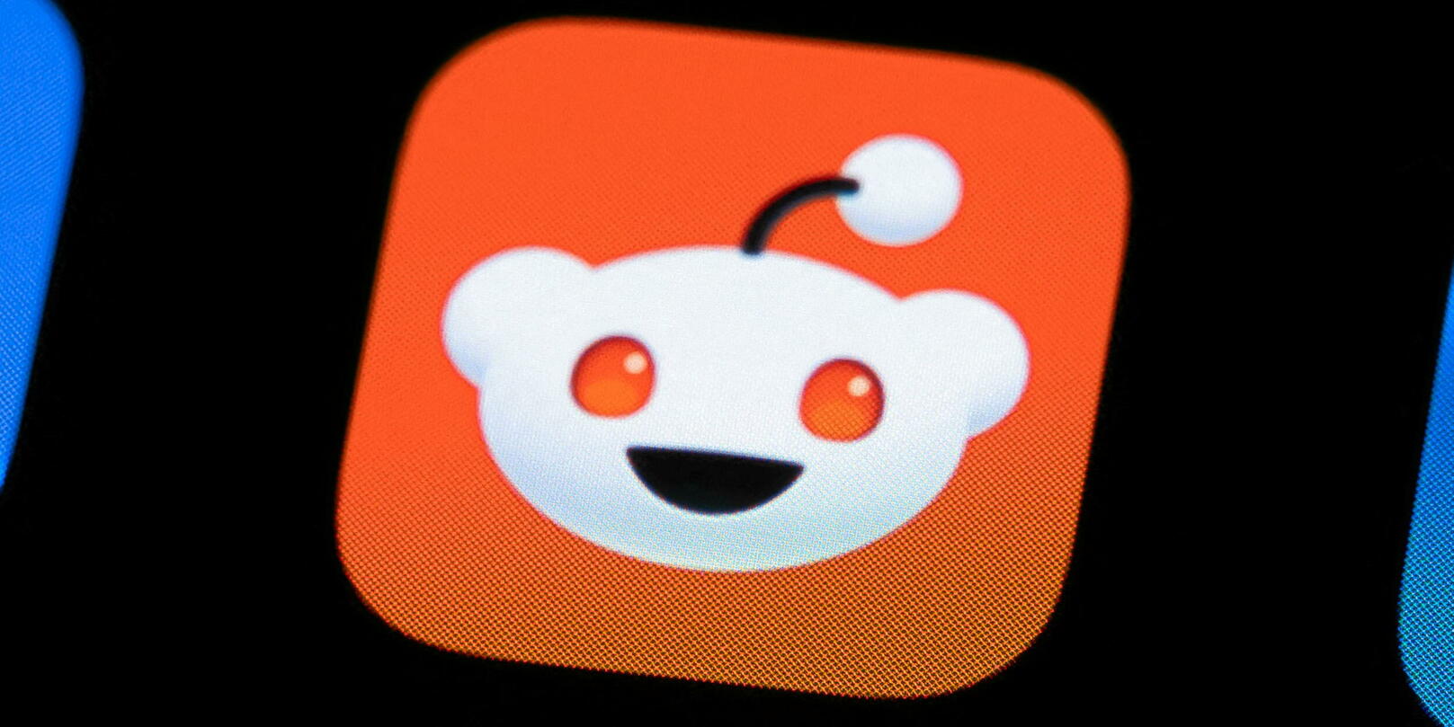 Europe 1, Capital, C8… Reddit France bannit les médias du groupe Bolloré