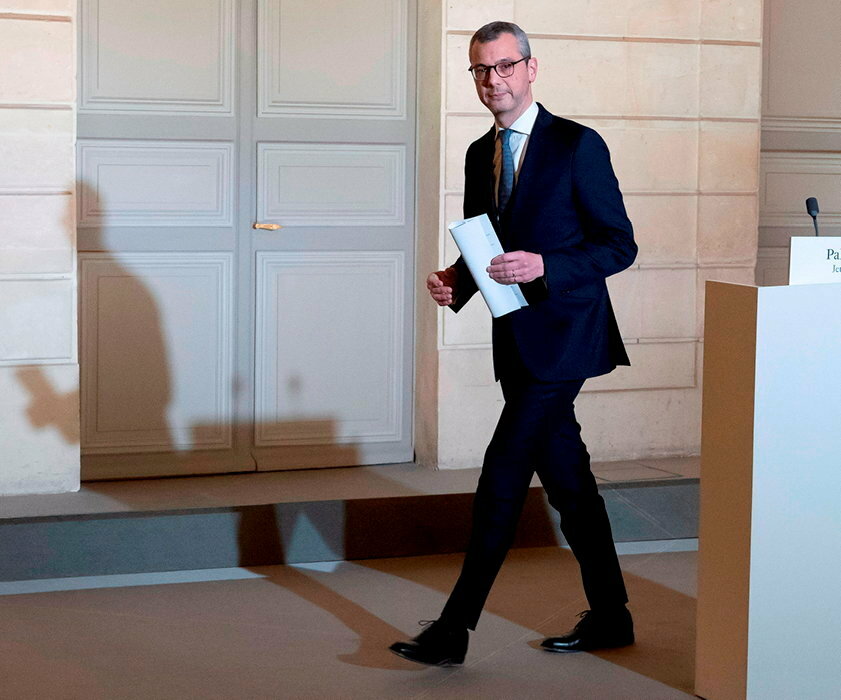 Les indiscrets : Lucie Castets étoffe son carnet d’adresses (à droite)