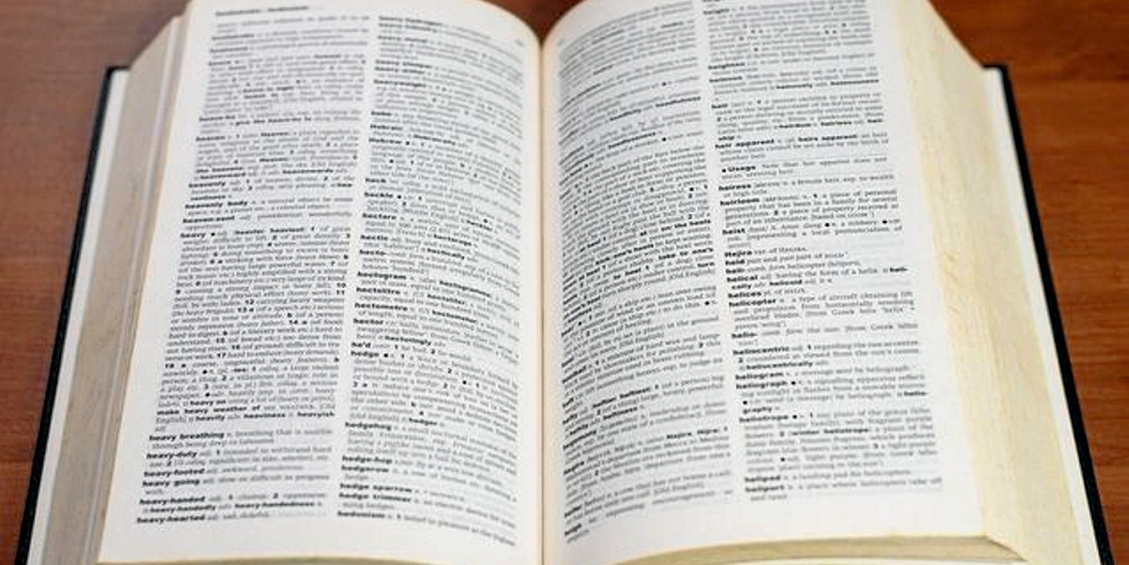 Au fait, comment sont choisis les mots qui entrent dans le dictionnaire